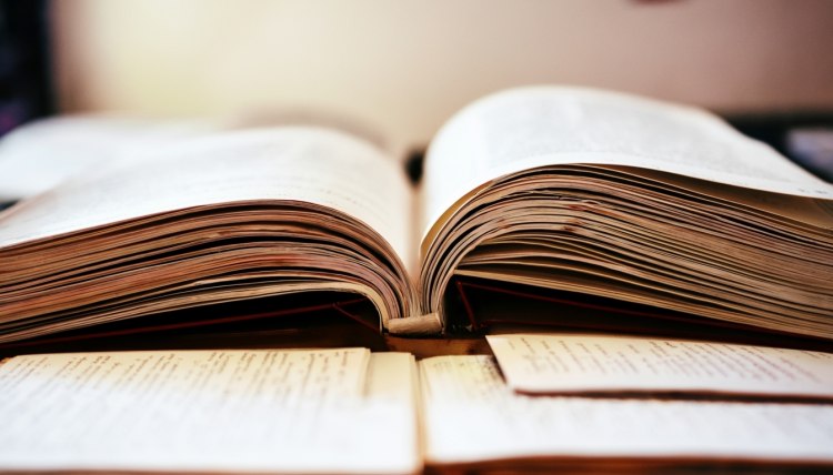 Reading Trivia Quiz: Match the Book to the Author! - LifeShouts.com